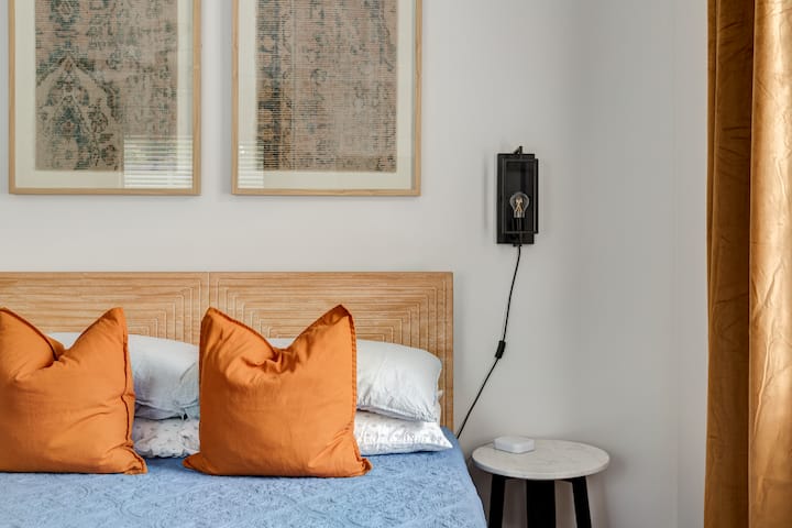 Deacon Stays: The Polo - Walk To Wfu - Winston-Salem, NC