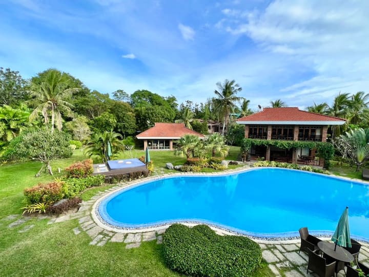 Casa Laiya | Private 6-bedroom Estate - Laiya