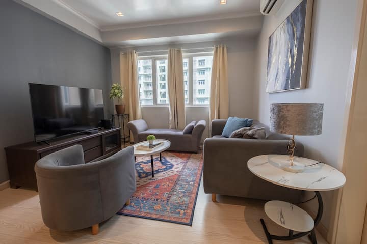 New! Cozy 2 Bedroom In Bgc. Fast Wi-fi And 58" Tv - Taguig