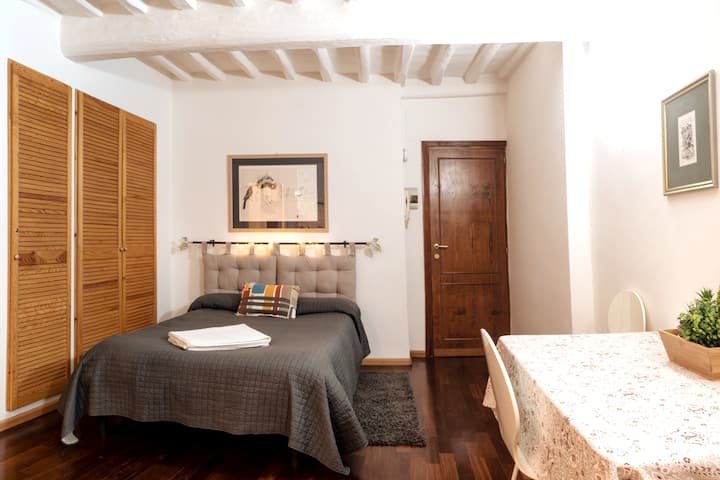 Il Canterino - Monolocale In Centro Storico - 佩魯賈