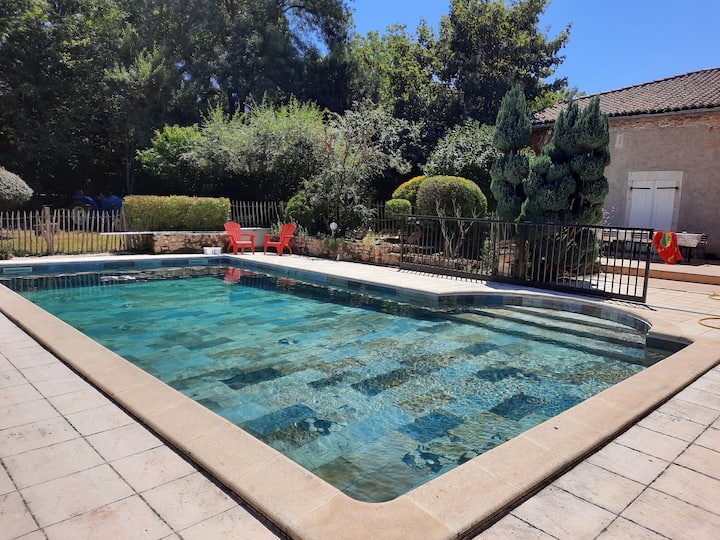 Maison De Caractere Pour 21 Personnes Avec Piscine - Département Dordogne