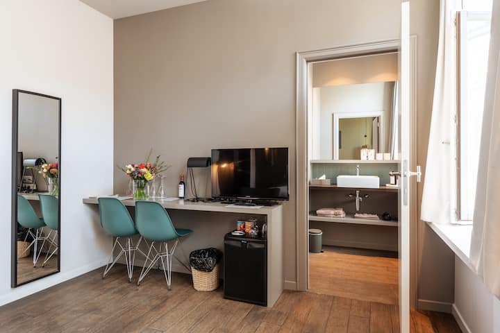 Stylish Airbnb In The Historic Center - Bruges