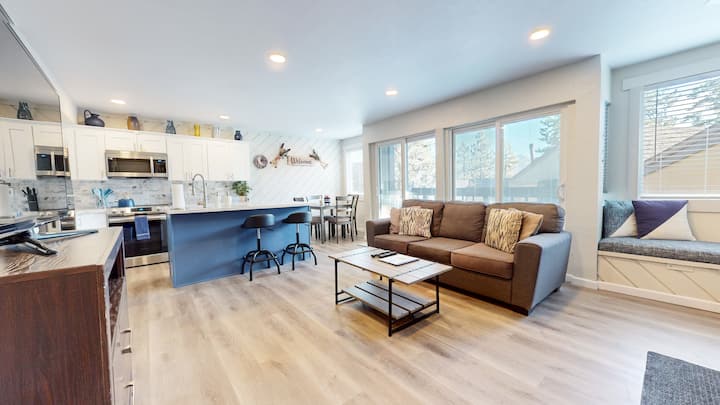 Newly Remodeled Cozy, Comfortable One Bed Condo - Mammoth Mountain, CA