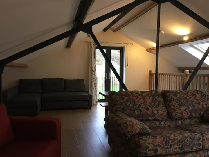 Swan Pool Cottage - Monmouth