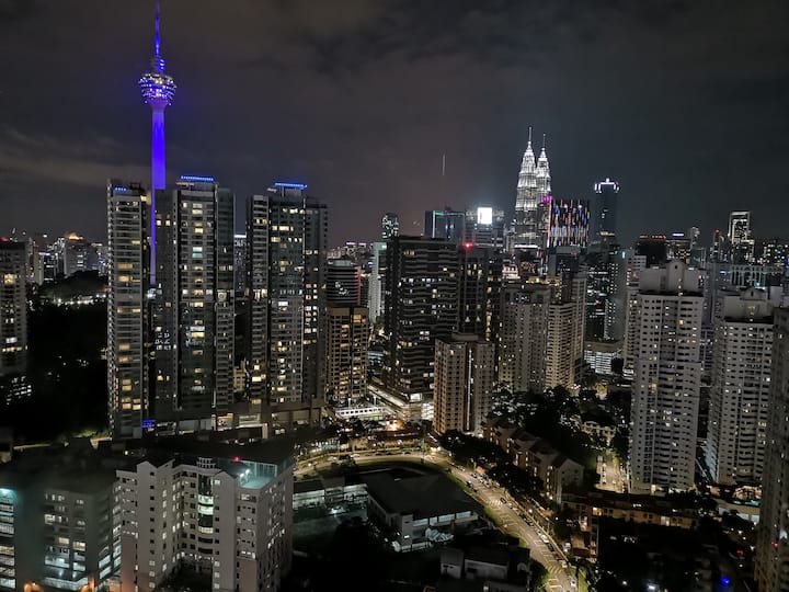 Cozy Condo With Direct View Of Kl Tower And Klcc - Kepong