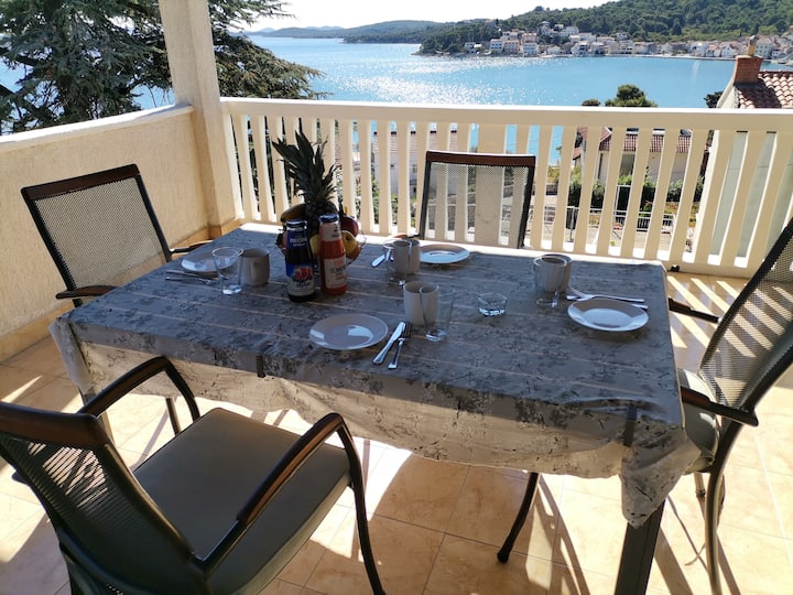 Apartmani Mare 2 - Tisno