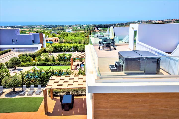 Coral Bay Vacation Rentals with a Hot Tub - Cyprus | Airbnb