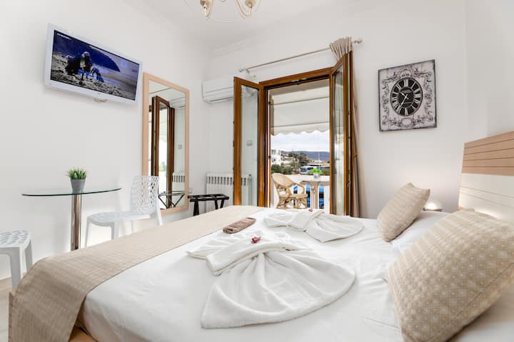 Panos Luxury Studios - Paros