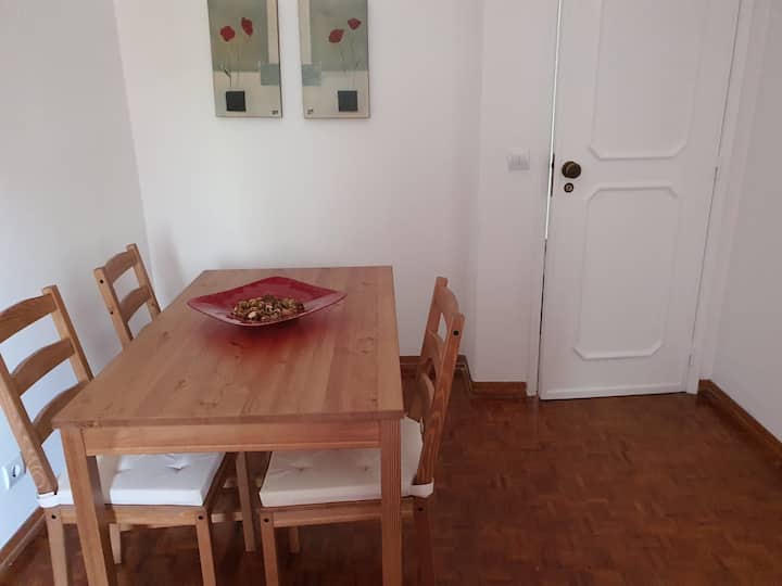 Madalena' S Apartement-lisboa-benfica - Lisbon