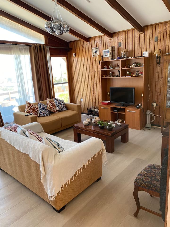 Casa Grande Y Confortable A Metros De La Playa - Caldera