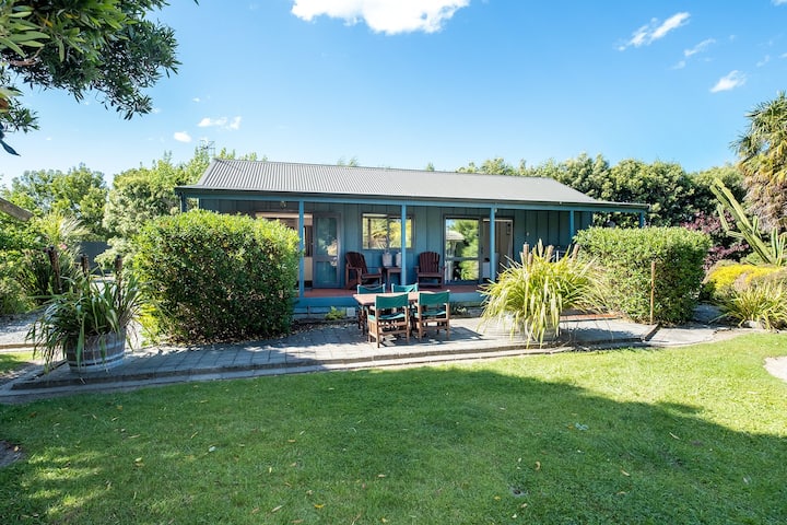 Lawn Cottages - Flax Cottage - Clive