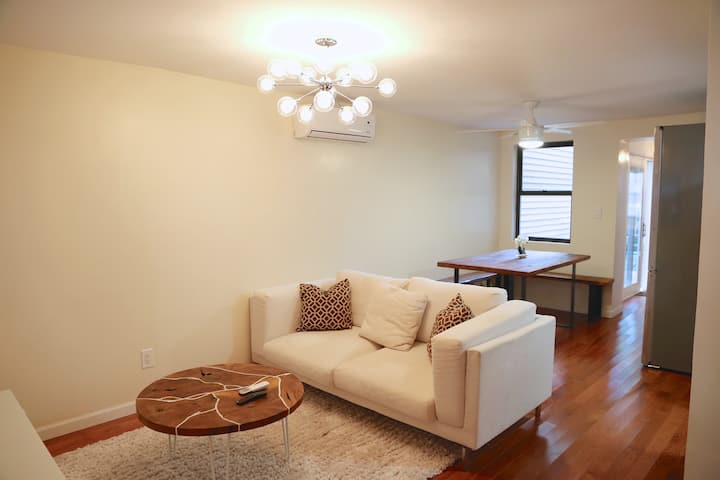 Cozy Bklyn  2 Bedroom Apartment W/ Backyard - Brooklyn, NY