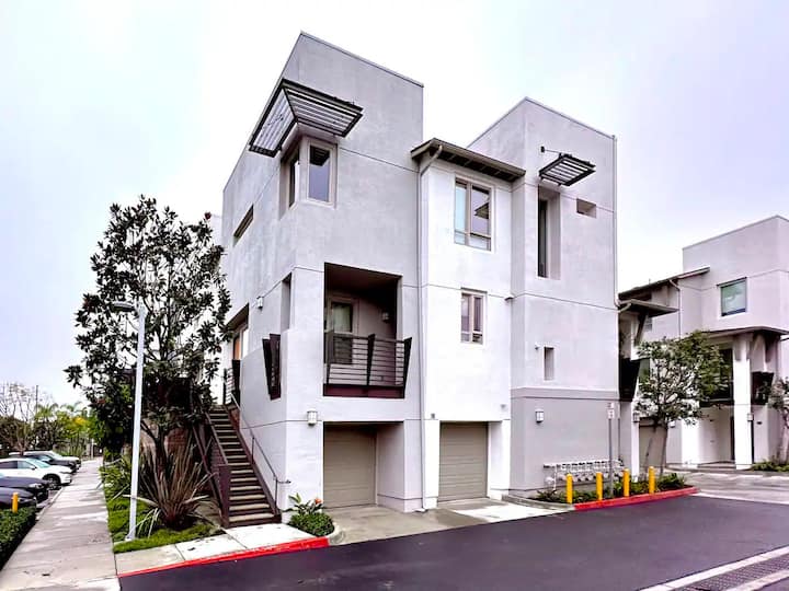 Manhattan Beach, El Segundo, Hawthorne Townhouse! - El Segundo, CA