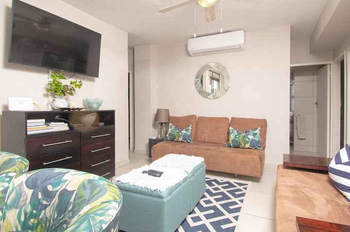 35 Marine Terrace Umhlanga Rocks - Umhlanga