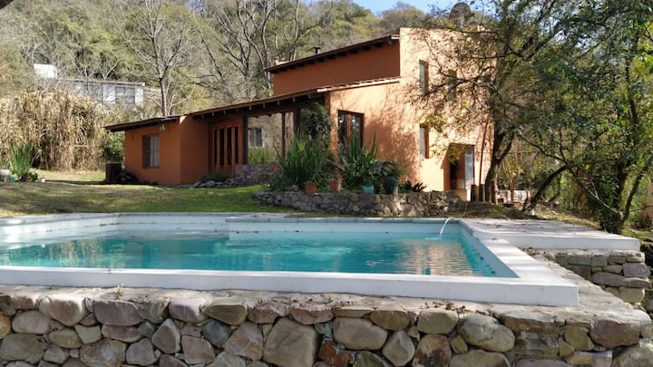 Casa En Barrio Privado En Medio De Cerros Y Yunga - Jujuy