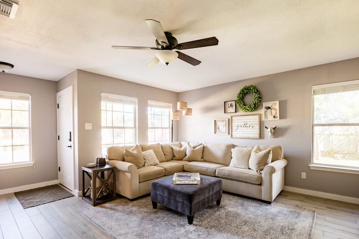 Clean-quiet Queen Room W/lux Amenities-cedarparktx - Cedar Park, TX