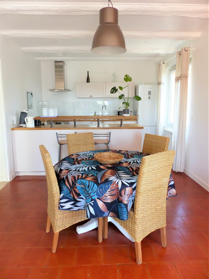 Charmant T3, Rez De Jardin De Maison à St Maximin. - Nans-les-Pins