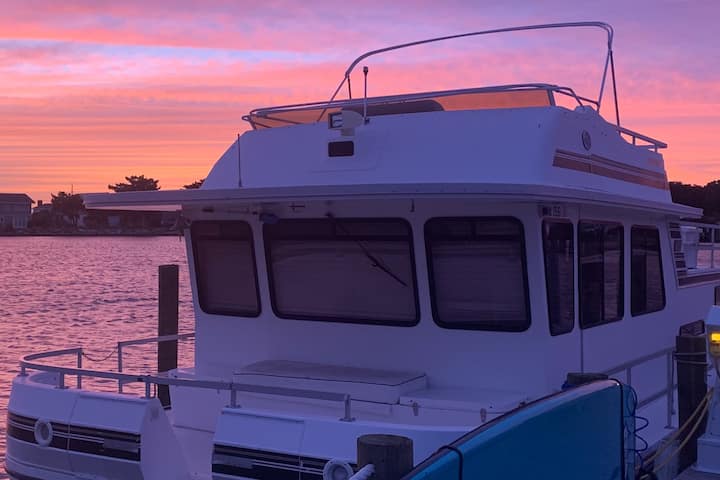 Floating In Paradise On The Azul Project - Manteo, NC