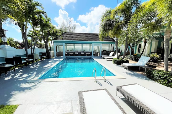 Serenity Home W/ Pool, 2 Minutes Walk To Beach - Bahamas