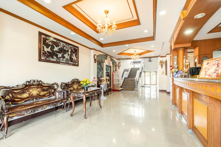 Nice Clean Room, Friendly Staff, 5mins To Central - Phuket