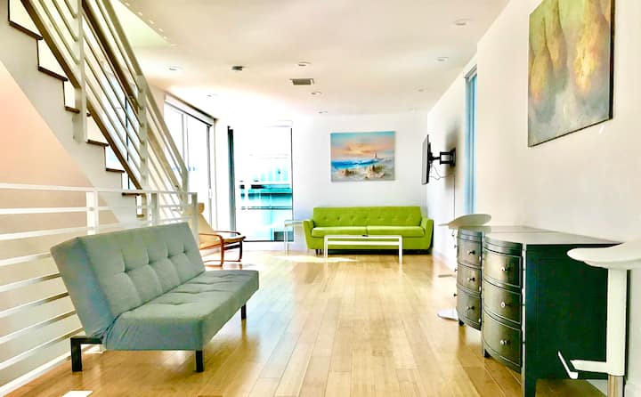 16+guests Luxurious South Beach Suite With Rooftop - South Beach, FL