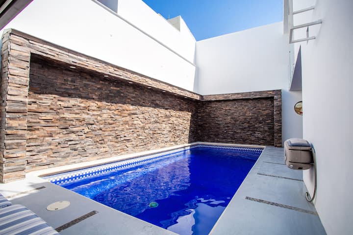 Large Group Getaway: Pool, Near Beach, Restaurants - Puerto Vallarta