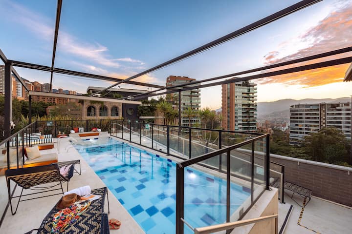 Cozy Apartment Near Provenza W/balcony & Ac - Medellín