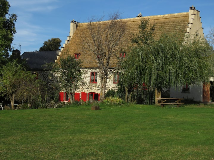 Gîte La Chaumière D'alambre, à 10mn Des Estables - Les Estables