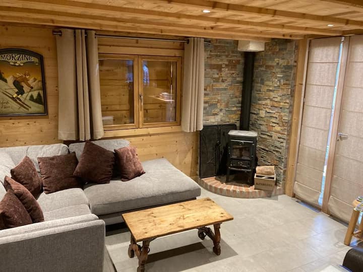 Modern | Well Located To Town | On Ski Bus Route - Montriond