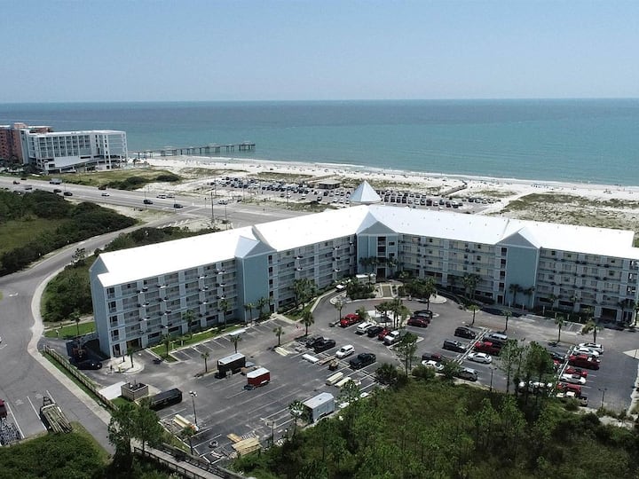 Sunny And Convenient Beach Condo - Orange Beach, AL