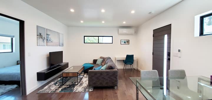 Location Location Location - Marina del Rey