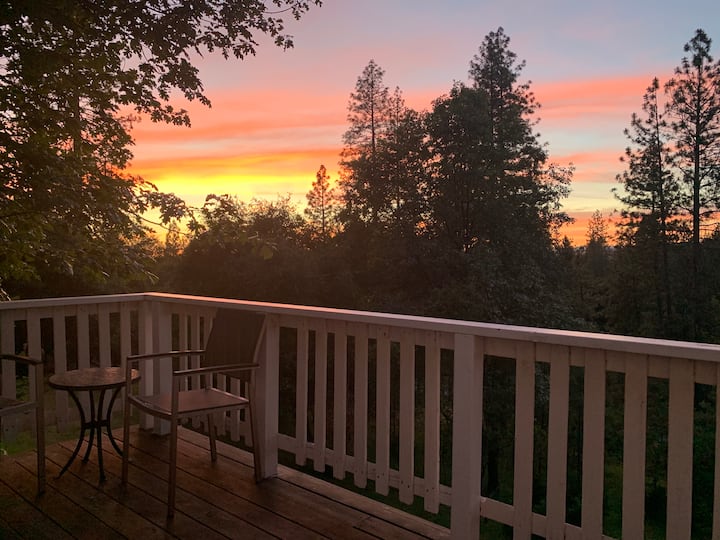Tip Top Cabin In The Mountains - Yosemite National Park