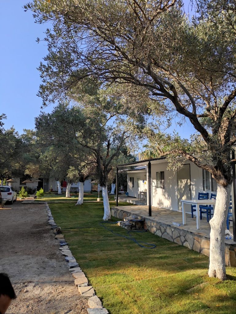 House in the garden on the coast of Mazi. - Serviced apartments for ...