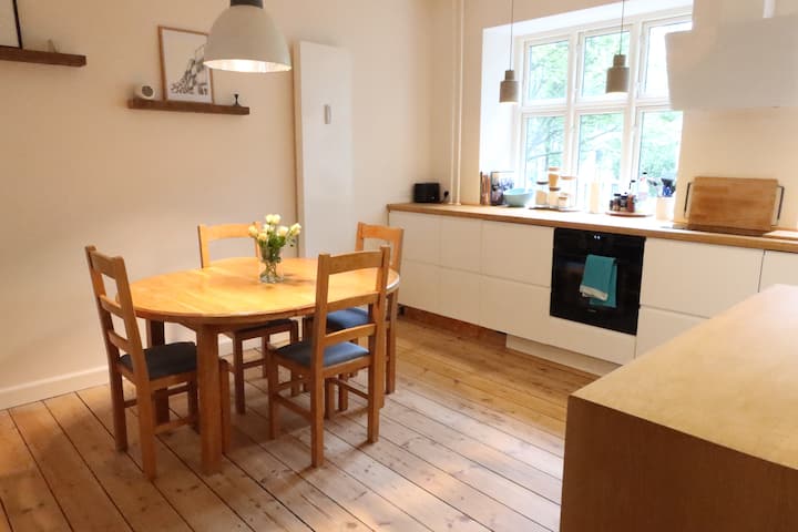 Comfortable Home Near Metro, Pool, City & Gardens - Copenhagen