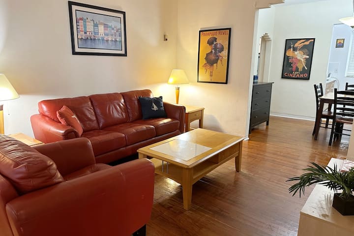 Sobe #12- 2 Bedroom, 4 Queen Beds, Free Parking - Miami Beach, FL