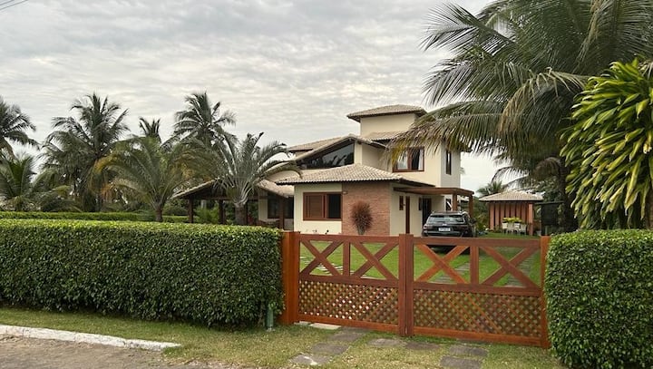 Casa De Campo, Cond. Fechado, Segurança 24h. - Guarapari