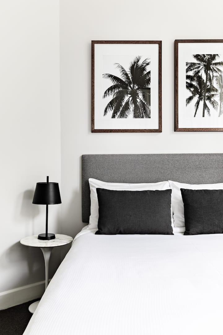 St Mark's Randwick - Premium Queen Room - Randwick