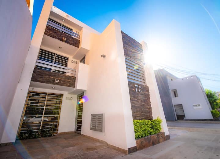 Zona Dorada 4br, 4ba Luxury Zona Dorada Beach - Mazatlan