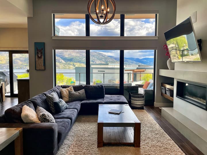 Beautiful Family Home With Lake And Mountain Views - Penticton