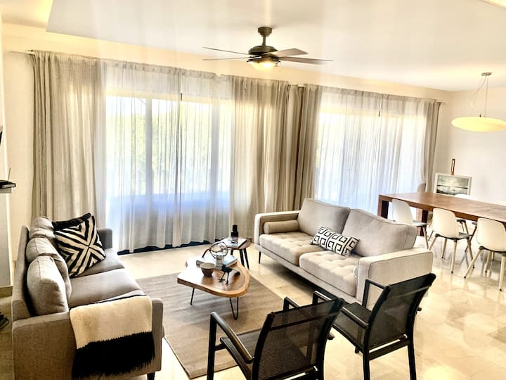 Relax In A Gorgeous Apartment In Punta Cana. - Punta Cana