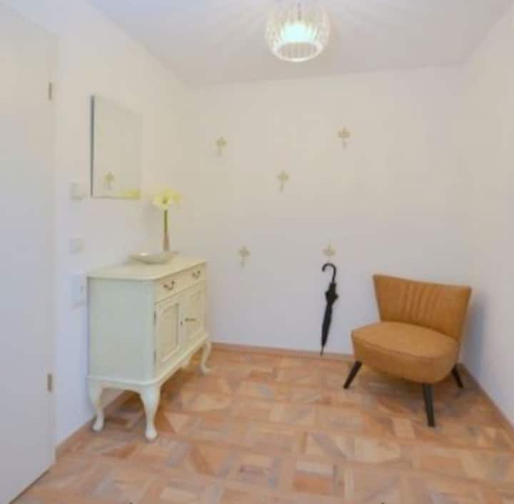 Wohnen Am  Residenzschloss - Top Lage / 2 Zkb - Ludwigsburg