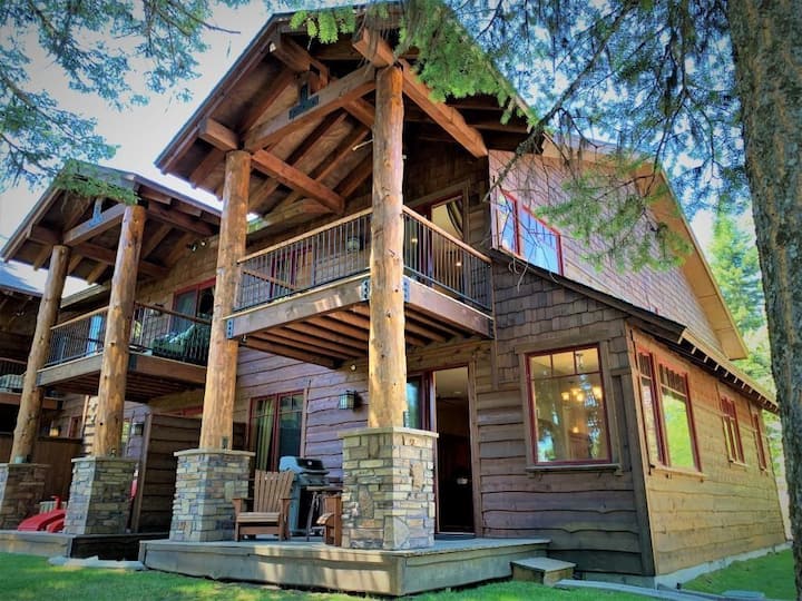 River Views/ Walk To Lake! Entire Townhouse 3b/3b - McCall, ID