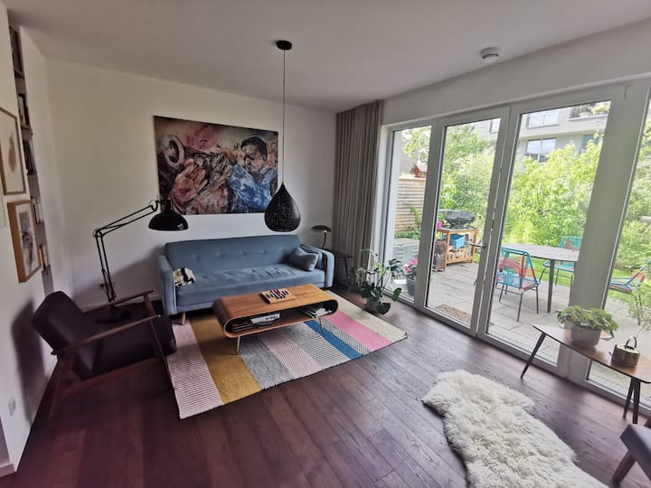 Sehr Schöne, Ruhige Maisonettewohnung 125 M² - Colonia