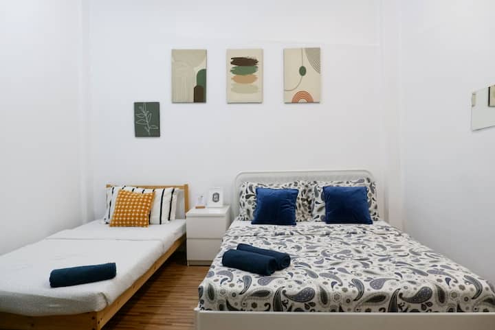 Private Entire Spacious Family Room  China Town 3 - Bangkok