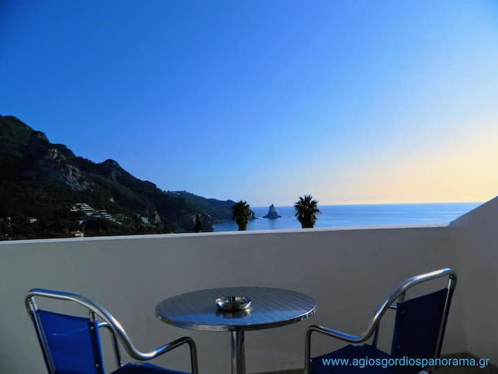 Big Studio With Private Balcony & Panoramic View - Corfou