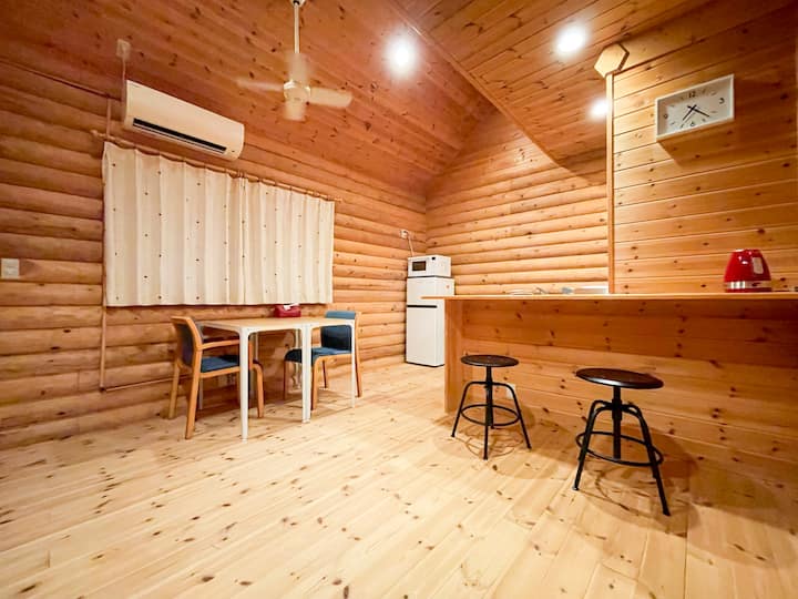 ログハウスホテルWooddy 大迫力70インチプライベートシアタールームでnetflix観放題 - 石川縣