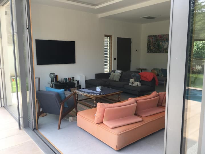 Villa Avec Piscine Proximité Immédiate De Lyon - Lyon