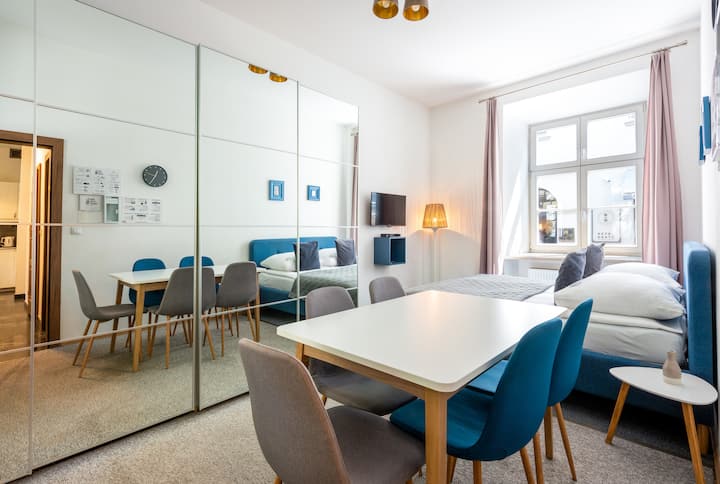 Modern Apartment In Old Town • By Cota • Parking - Kraków