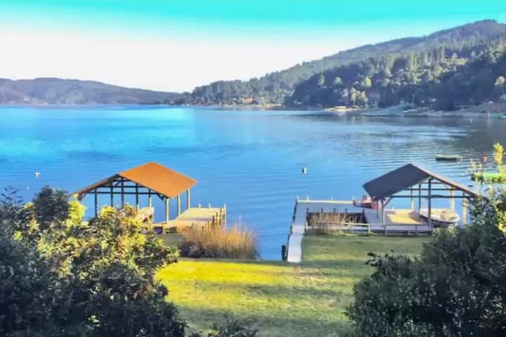 Maravillosa Casa En Primera Línea Lago Vichuquén - Vichuquen