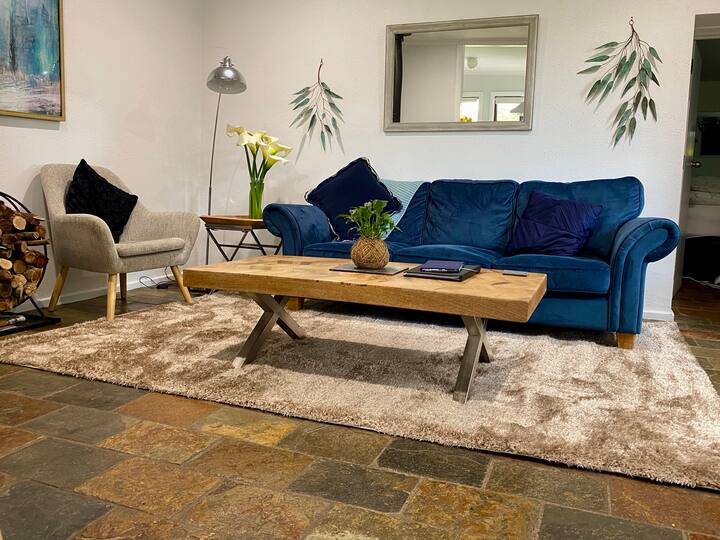Adagio In Auburn B&b - Spoil Yourself. - Saddleworth